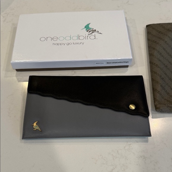 one odd bird | Bags | One Odd Bird Black And Gray Leather Clutch Purse ...